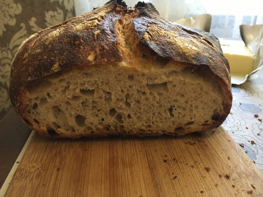 BROOD – HANDGEMAAKT AMBACHTELIJK BROOD, BANKET & DELICATESSEN