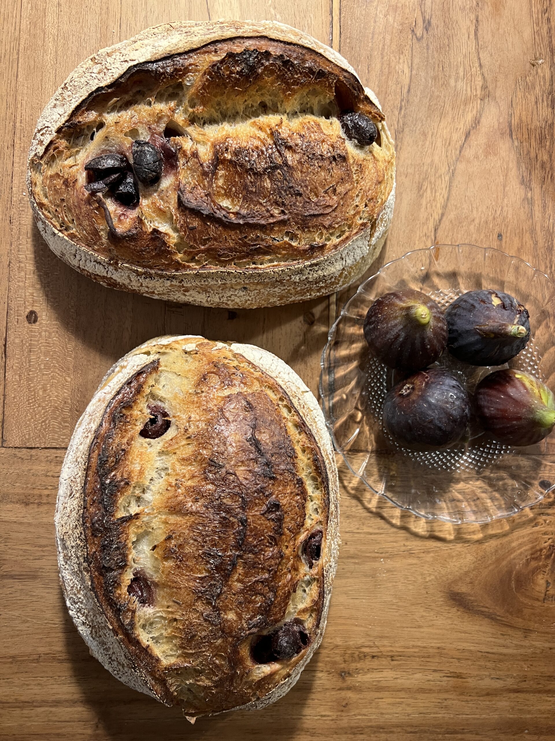 BROOD – HANDGEMAAKT AMBACHTELIJK BROOD, BANKET & DELICATESSEN